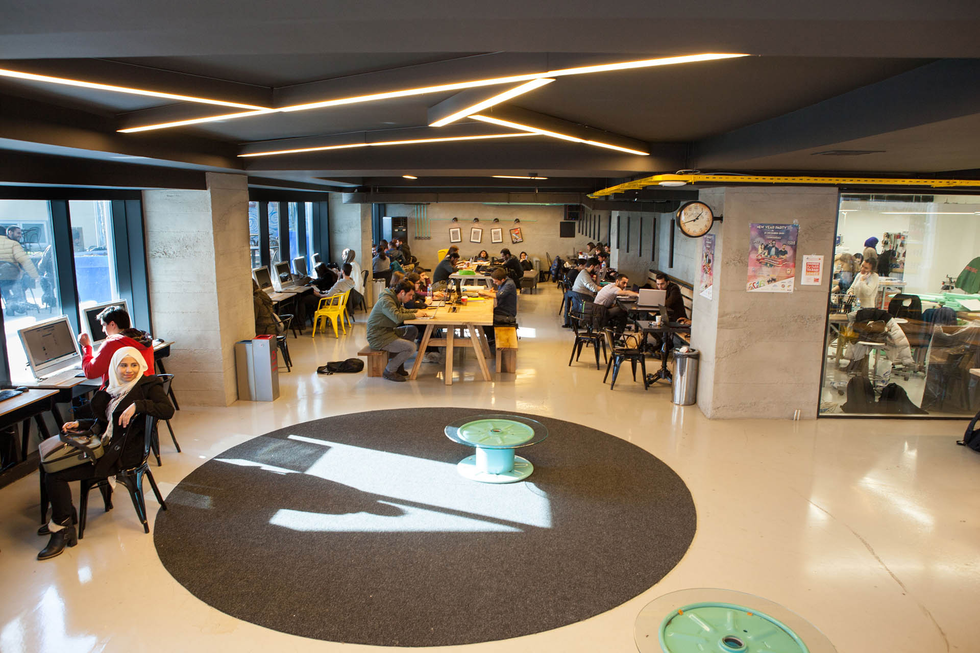 » Photos BAU Global